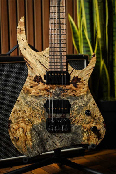 Kiesel presenta el nuevo modelo Kyber: su guitarra más futurista y ...