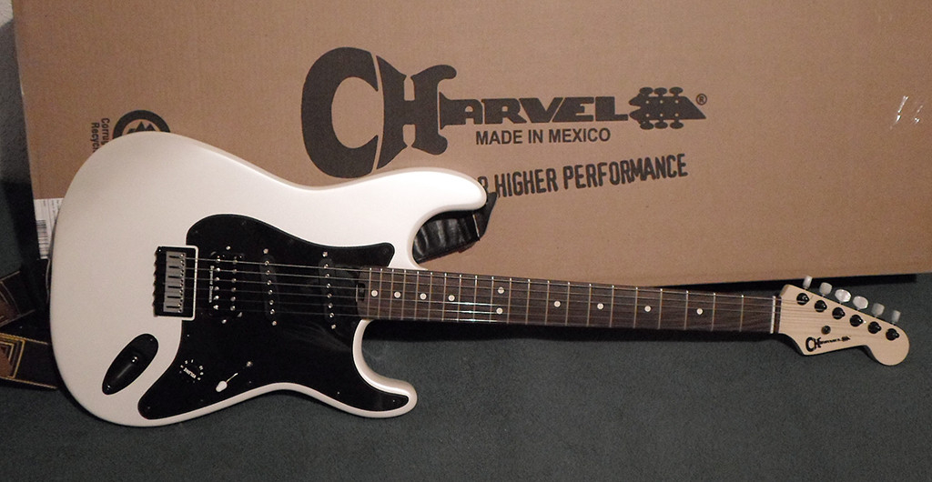Charvel Jake E. Lee signature made in Mexico 2022 : Reviews de ...