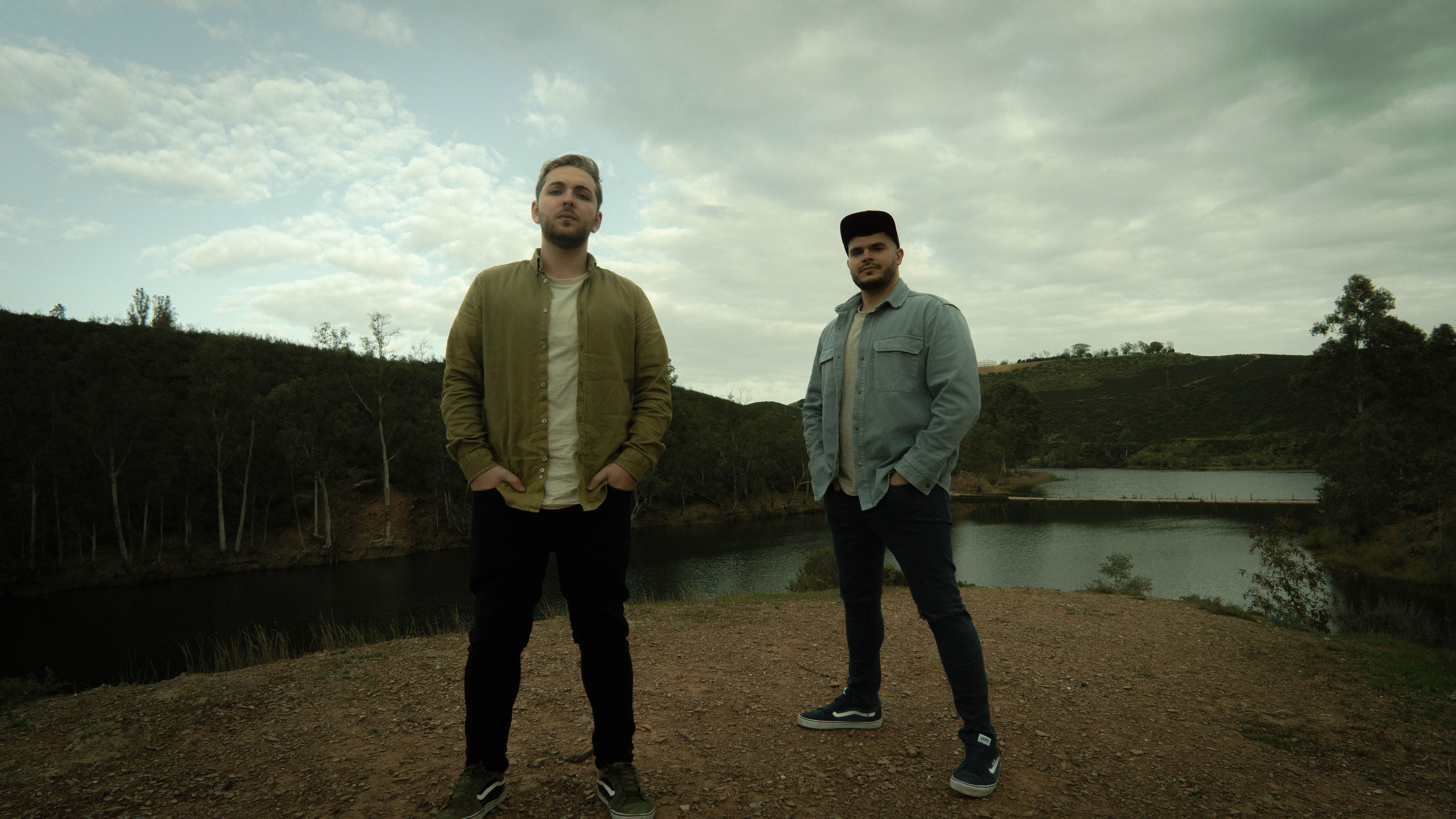 Bajo los focos: "Azurone" de Testus | Guitarristas