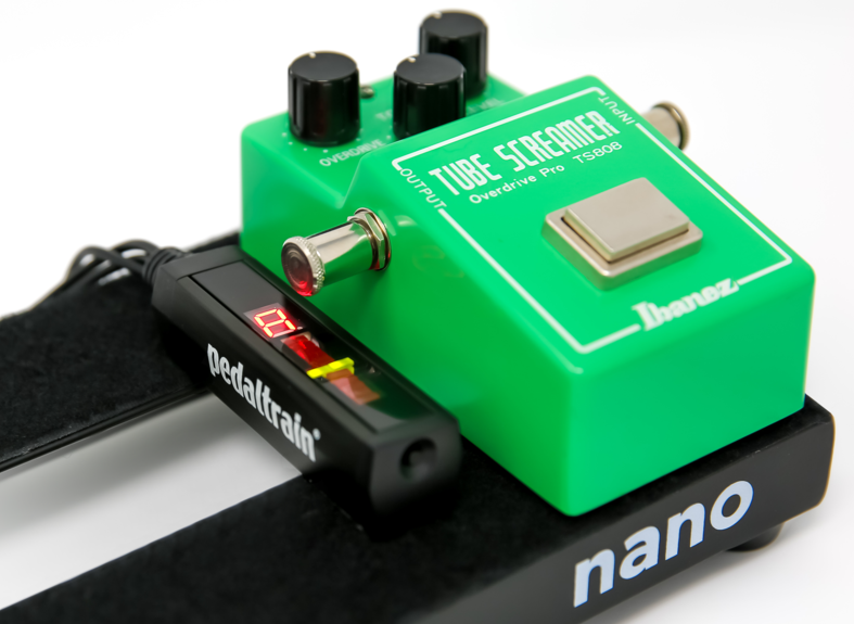 Pedaltrain SST, un afinador minimalista diseñado para ahorrar espacio ...