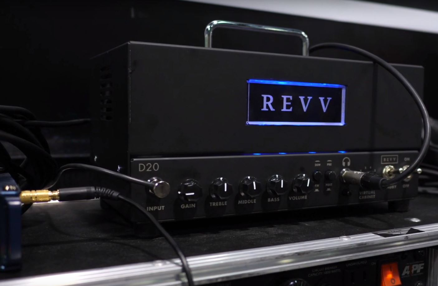 Demo de Revv Amps D20, ampli valvular con tecnología de Two Notes de ...